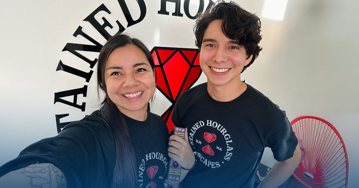 Jes (’20) and Nate (’18) Mabanglo-Burgett on… | Gordon College